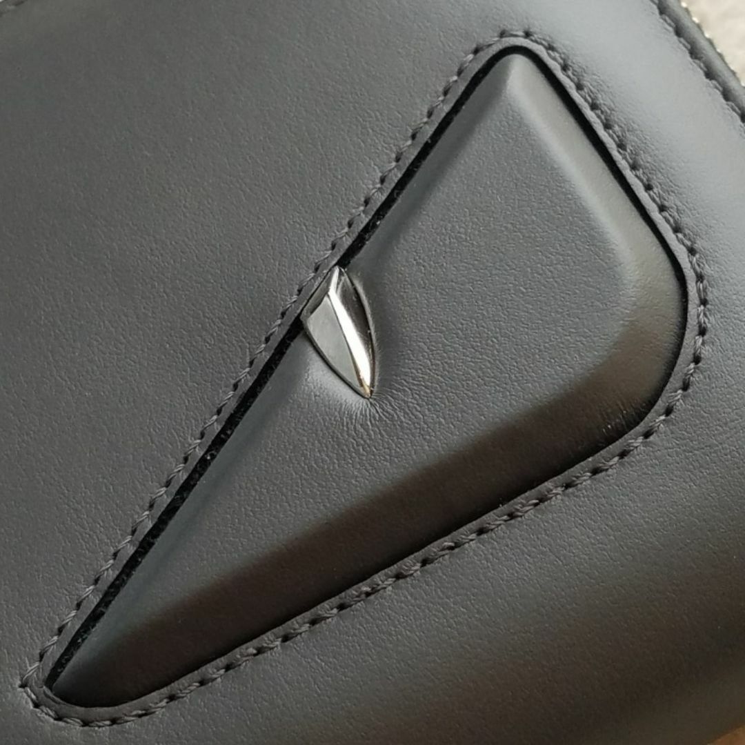 FENDI - 入手困難 FENDI フェンディ バッグバグズ ラウンド FENDI - 入手困難 FENDI フェンディ バッグバグズ ラウンド