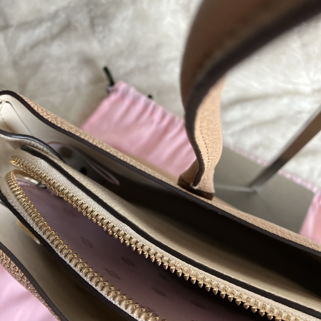 kate spade NEW YORK - 新品未使用タグ付き ケイトスペード kate spade NEW YORK - 新品未使用タグ付き ケイトスペード