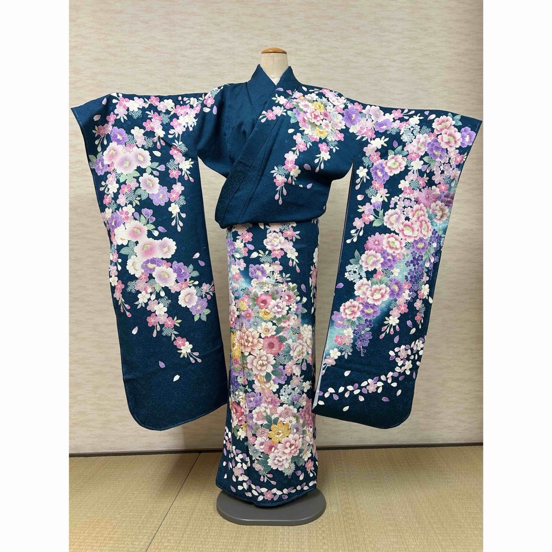 振袖 正絹 成人式 結婚式 青緑 青 緑 牡丹 桜 金ラメ 刺繍 の 振袖 正絹 成人式 結婚式 青緑 青 緑 牡丹 桜 金ラメ 刺繍 の
