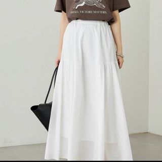 Loungedress - 安室奈美恵 着用 ロングプリーツスカート 私服の Loungedress - 安室奈美恵 着用 ロングプリーツスカート 私服の