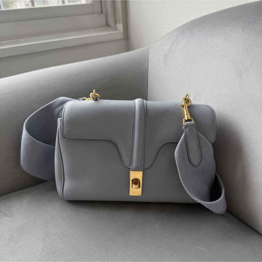CELINE - セリーヌ ティーン ソフト16 セーズ ショルダーバッグ CELINE - セリーヌ ティーン ソフト16 セーズ ショルダーバッグ
