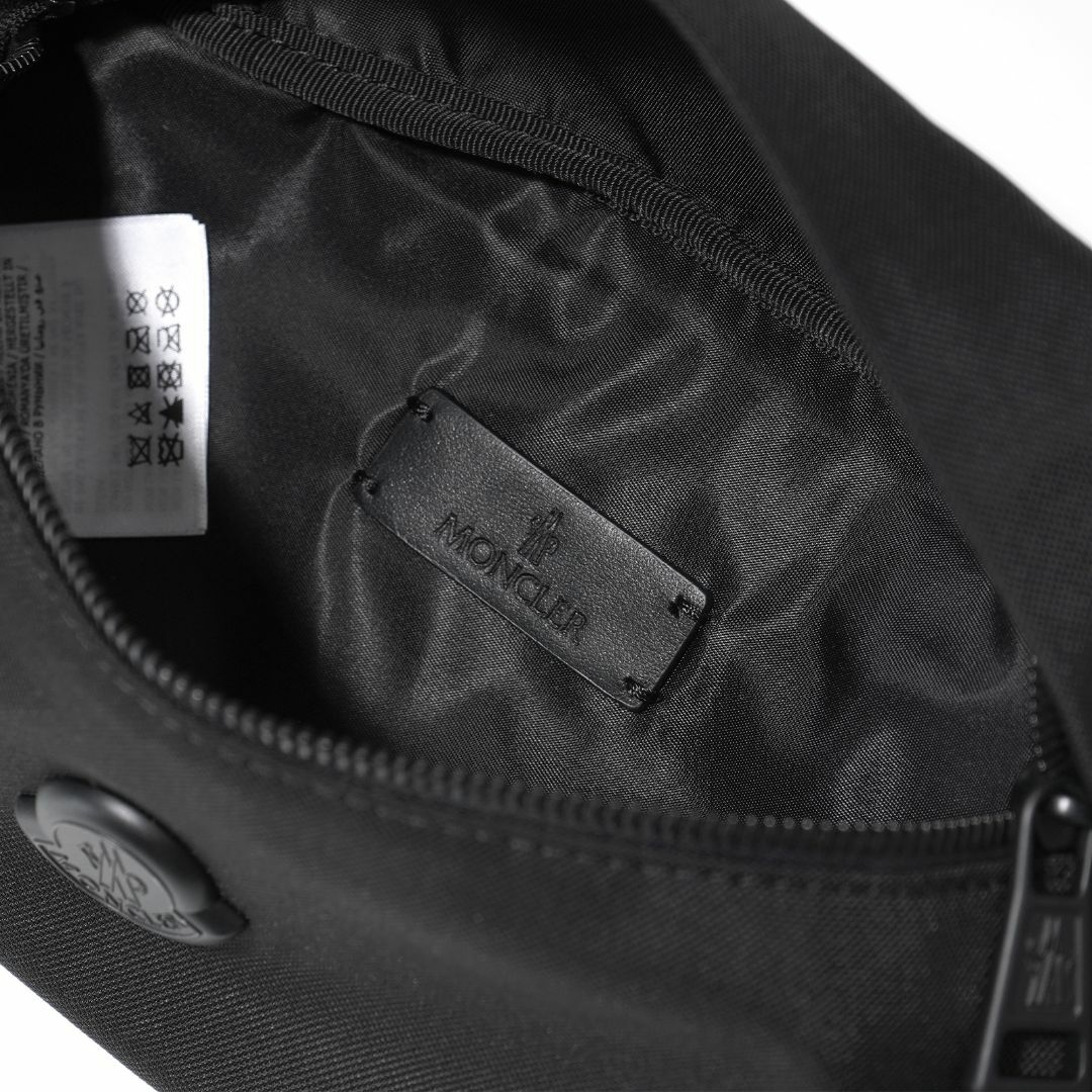 MONCLER - MONCLER モンクレール モンクレール ショルダーバッグ MONCLER - MONCLER モンクレール モンクレール ショルダーバッグ