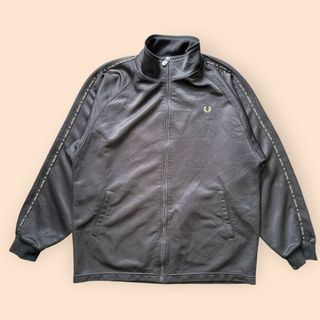 FRED PERRY(ジャージ)のフリマアイテム一覧 FRED PERRY(ジャージ)のフリマアイテム一覧