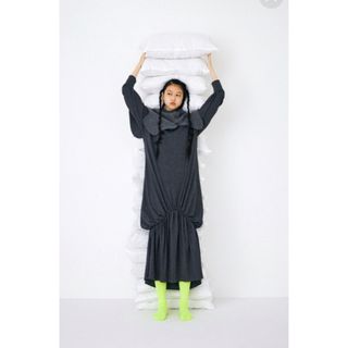 ENFOLD - 【ENFOLD】CURVE-SLEEVE ASYMMETRY-DRESSの通販 by ENFOLD - 【ENFOLD】CURVE-SLEEVE ASYMMETRY-DRESSの通販 by