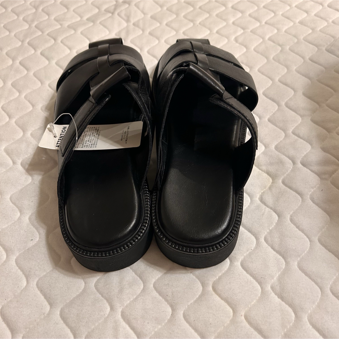 GU - ⭐︎新品 GU リアルレザー グルカサンダル ブラック 28cmの GU - ⭐︎新品 GU リアルレザー グルカサンダル ブラック 28cmの