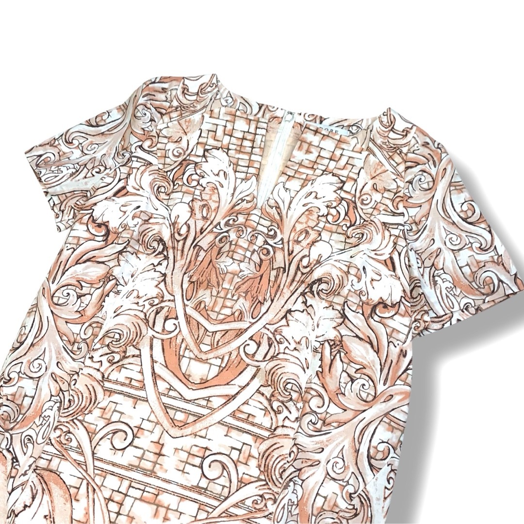 ADORE - アドーア ADORE 総柄ワンピース 36 新品タグ付き シルク ADORE - アドーア ADORE 総柄ワンピース 36 新品タグ付き シルク