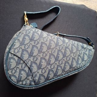 Christian Dior - ディオール カロ ミディアム 白 カナージュ Christian Dior - ディオール カロ ミディアム 白 カナージュ