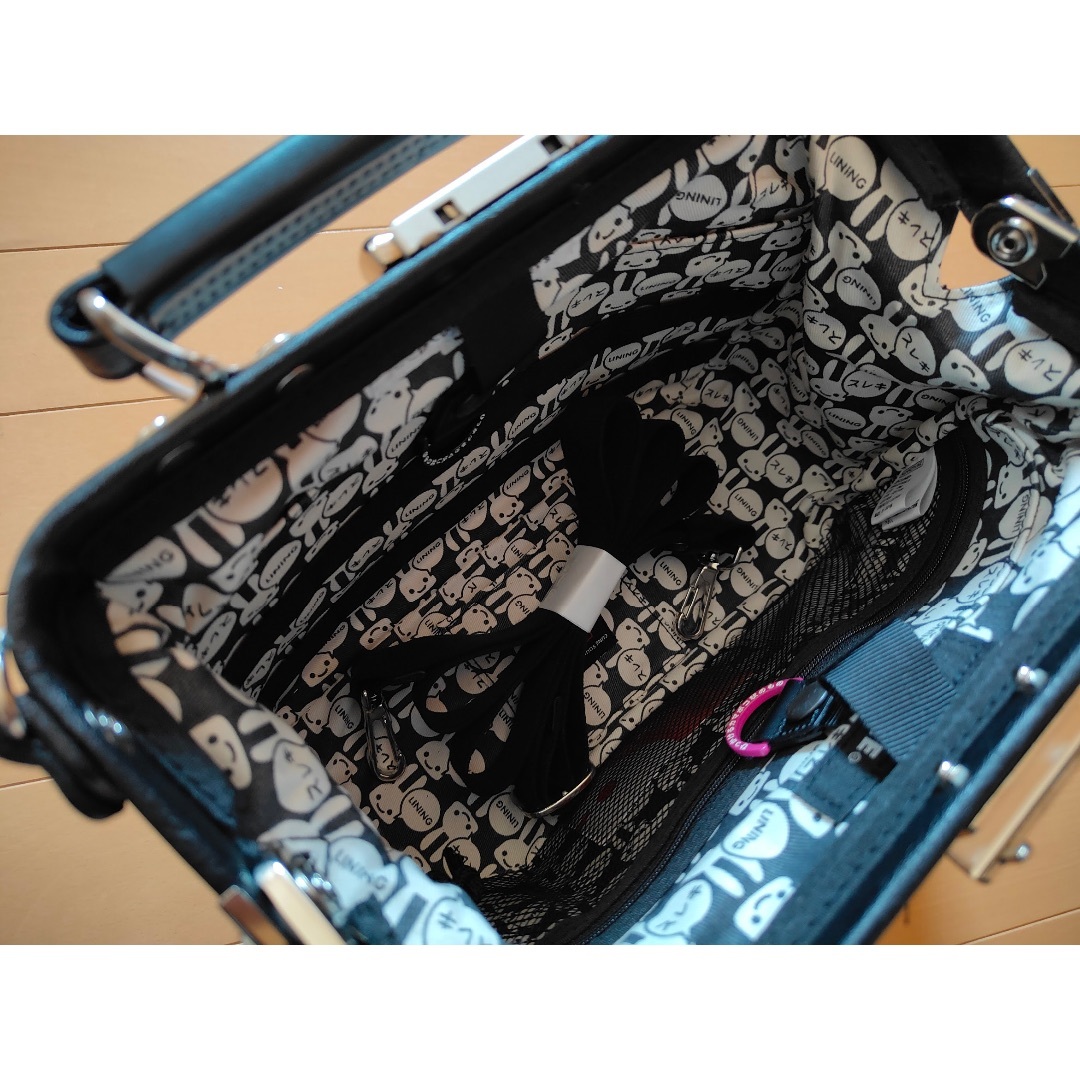 CUNE - CUNE 帆布のお医者さんバッグ リラックマ コラボ 新品 未 CUNE - CUNE 帆布のお医者さんバッグ リラックマ コラボ 新品 未