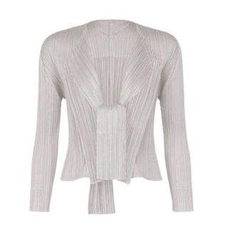 PLEATS PLEASE ISSEY MIYAKE(カーディガン)のフリマアイテム一覧 PLEATS PLEASE ISSEY MIYAKE(カーディガン)のフリマアイテム一覧