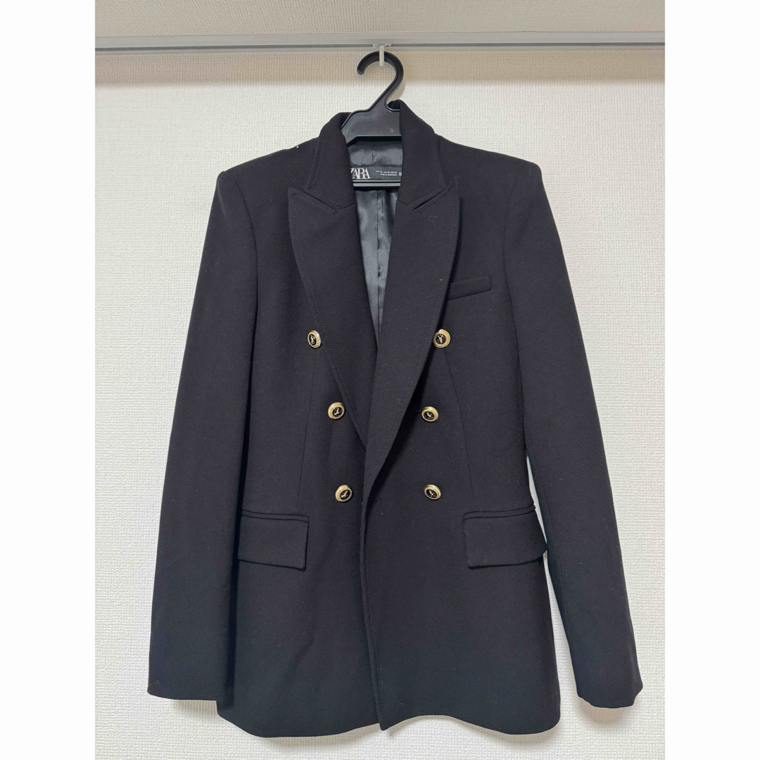 ZARA - ZARA ダブルブレスト仕様タイトフィットブレザーの通販 ZARA - ZARA ダブルブレスト仕様タイトフィットブレザーの通販