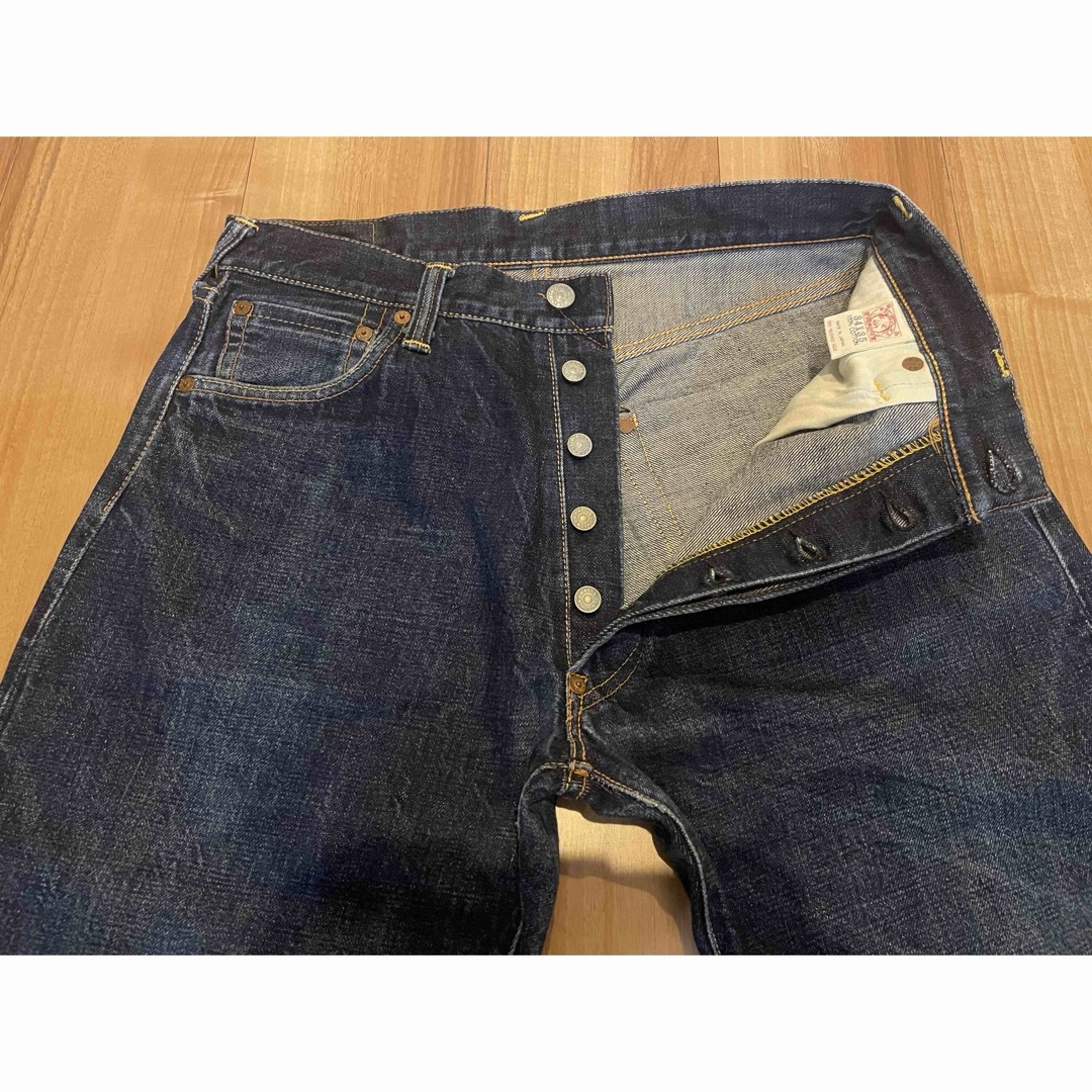 EVISU - サイズ34 赤刺繍 NO1スペシャル 銀耳 2001 エヴィス EVISU - サイズ34 赤刺繍 NO1スペシャル 銀耳 2001 エヴィス
