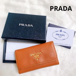 PRADA(オレンジ/橙色系)のフリマアイテム一覧 PRADA(オレンジ/橙色系)のフリマアイテム一覧