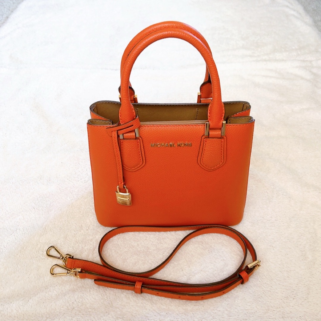 MICHAEL KORS - マイケルコース バック オレンジの通販 by MICHAEL KORS - マイケルコース バック オレンジの通販 by