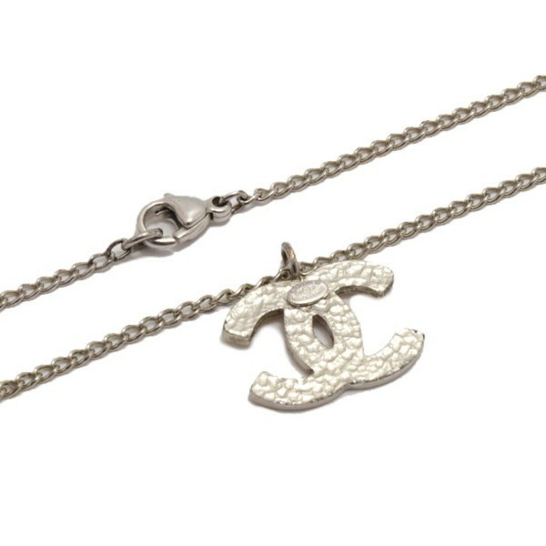 CHANEL - シャネル CHANEL ココマーク ネックレス 白×シルバー CHANEL - シャネル CHANEL ココマーク ネックレス 白×シルバー