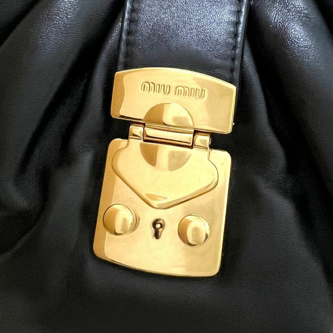 MIU MIU - 極美品 ミュウミュウ バッグ ナッパレザー マテラッセ MIU MIU - 極美品 ミュウミュウ バッグ ナッパレザー マテラッセ