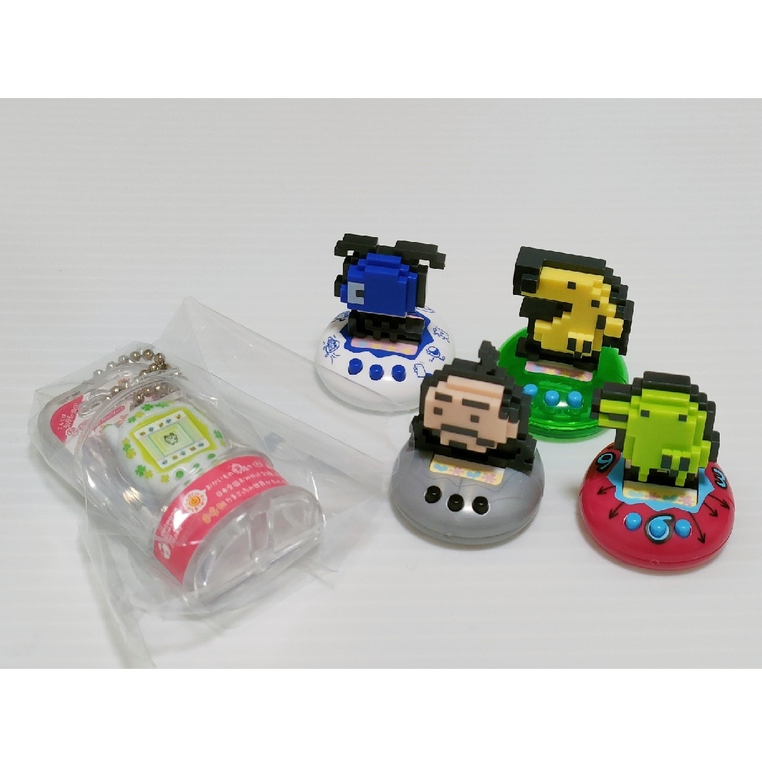 BANDAI - たまごっち 小物 5点セットの通販 by パール@'s shop BANDAI - たまごっち 小物 5点セットの通販 by パール@'s shop