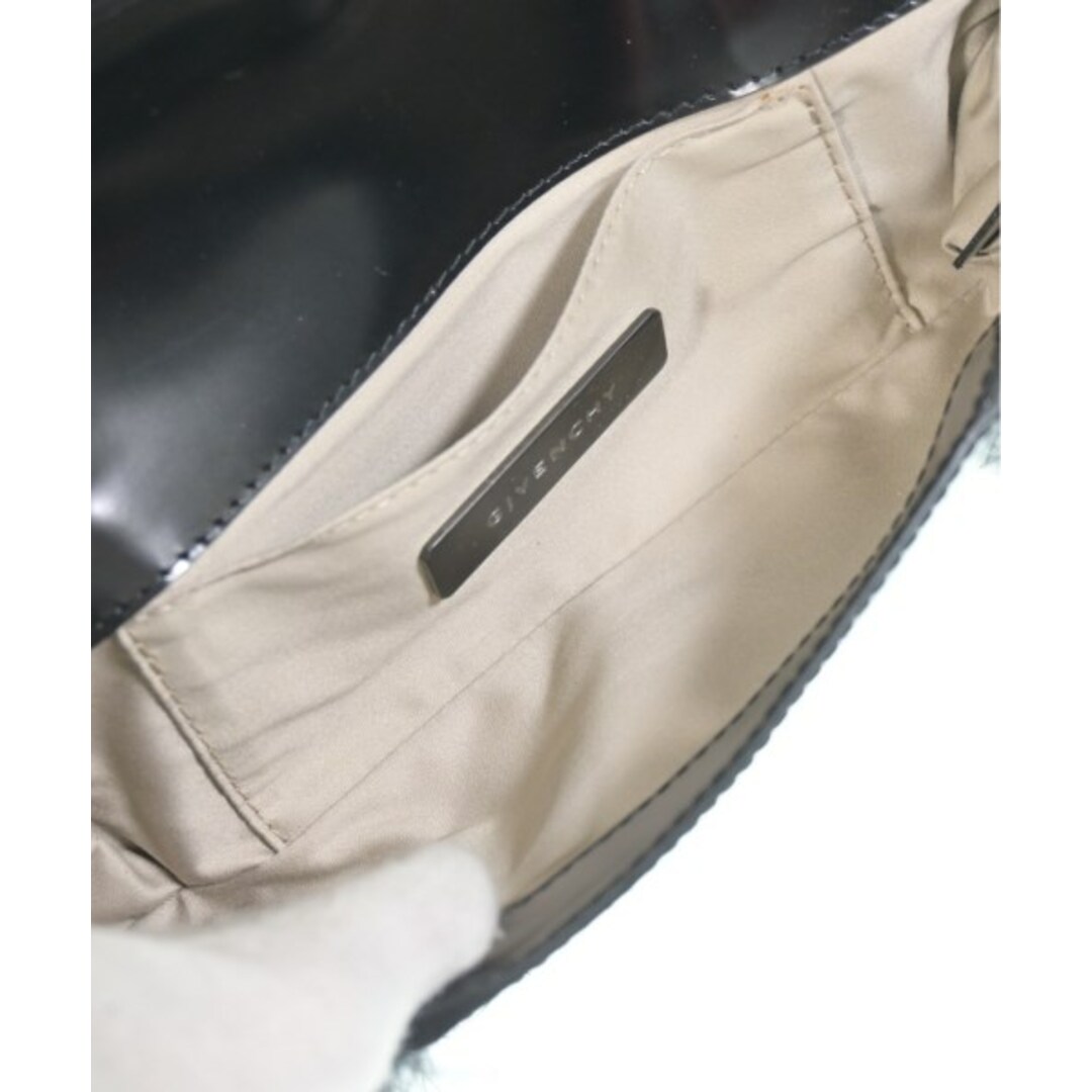 GIVENCHY - GIVENCHY ジバンシー クラッチバッグ - 黒 【古着 GIVENCHY - GIVENCHY ジバンシー クラッチバッグ - 黒 【古着