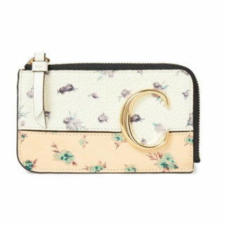 Chloe(花柄 ・ 財布)のフリマアイテム一覧 Chloe(花柄 ・ 財布)のフリマアイテム一覧