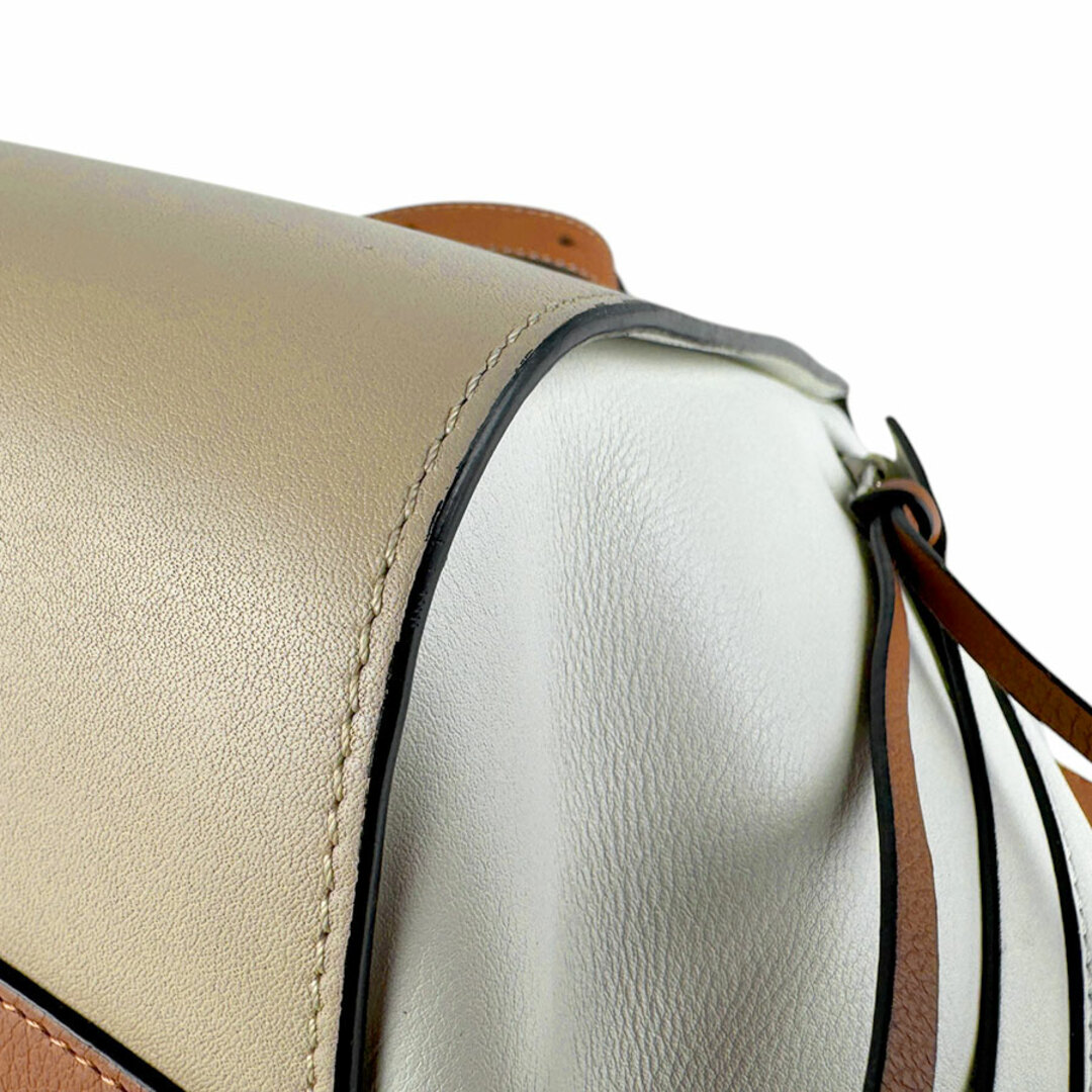 LOEWE - ロエベ LOEWE ショルダーバッグ ハンモック レザー LOEWE - ロエベ LOEWE ショルダーバッグ ハンモック レザー