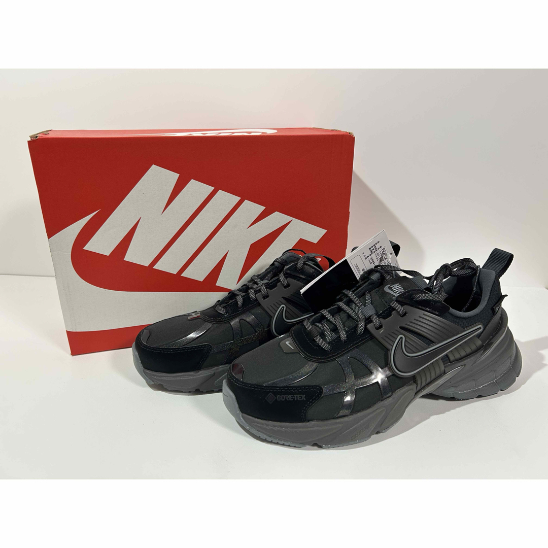 NIKE - 【新品】27cm NIKE WMNS V2K Run GORE-TEX ブラックの NIKE - 【新品】27cm NIKE WMNS V2K Run GORE-TEX ブラックの