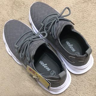 GUCCI - GUCCI 厚底 レインボー スニーカーの通販 by b|グッチ GUCCI - GUCCI 厚底 レインボー スニーカーの通販 by b|グッチ