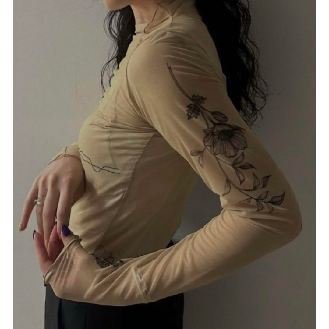 Ameri VINTAGE - Ameri MEDI FLOWER TATTOO SHEER TOPの通販 by Ameri VINTAGE - Ameri MEDI FLOWER TATTOO SHEER TOPの通販 by