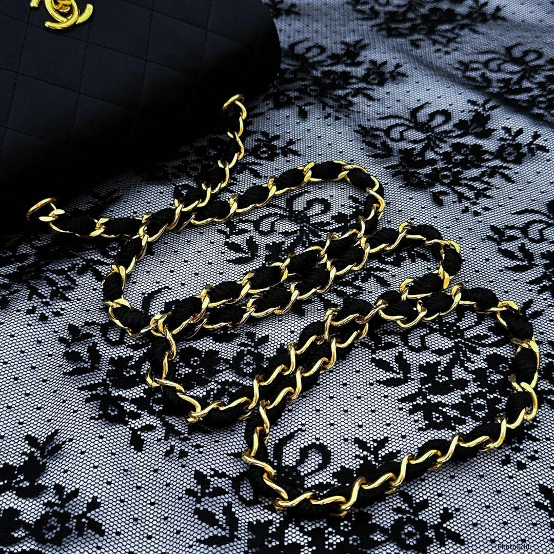 CHANEL - シャネル✨マトラッセ✨バイカラー✨チェーン CHANEL - シャネル✨マトラッセ✨バイカラー✨チェーン