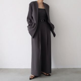 motomi.m モトミエム リネン ジャケット フリル 生成りの通販 by motomi.m モトミエム リネン ジャケット フリル 生成りの通販 by
