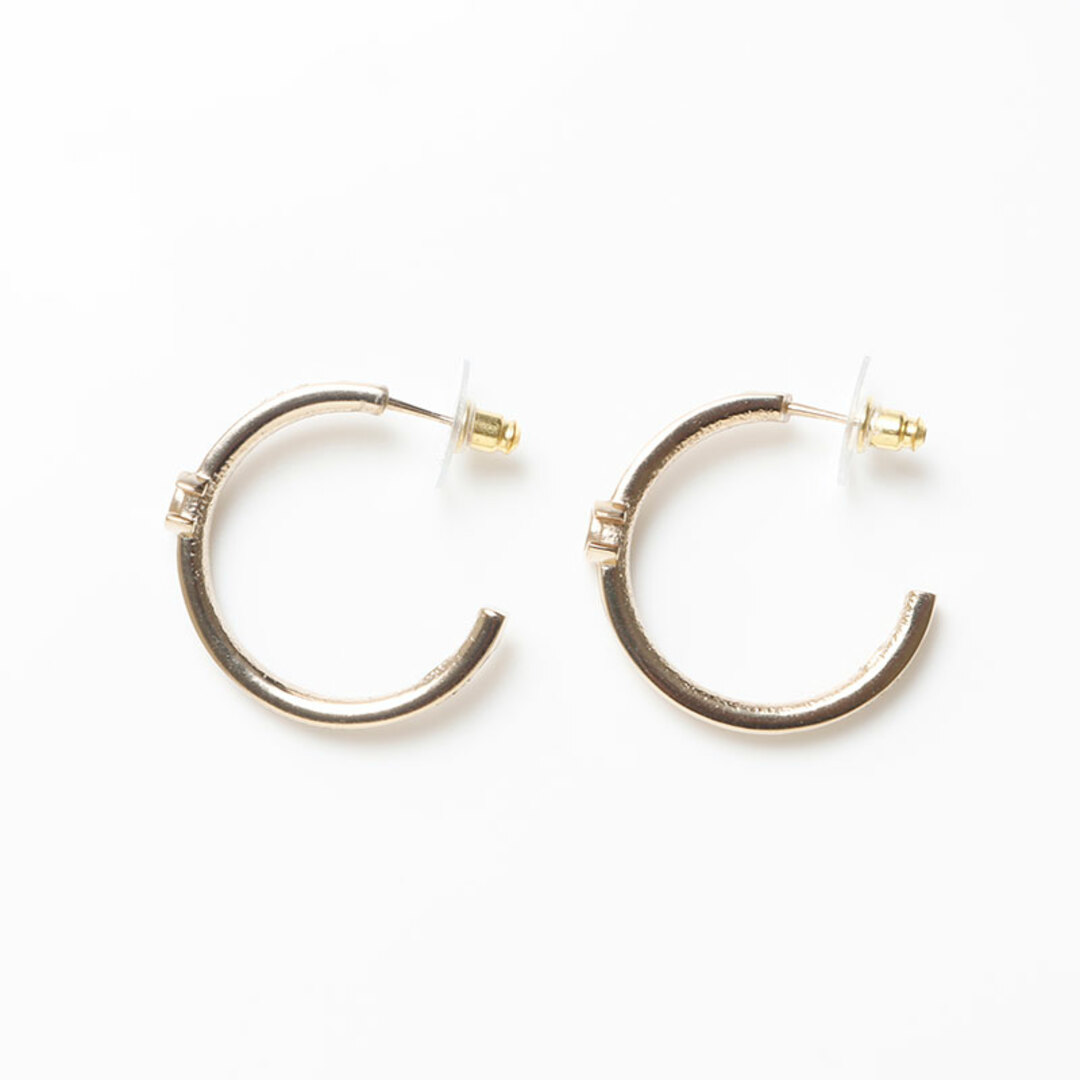 CHANEL - シャネル CHANEL A24B ココマーク 2024 フープ ピアス CHANEL - シャネル CHANEL A24B ココマーク 2024 フープ ピアス