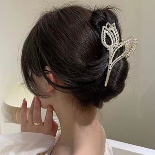 ラスト1点!miumiu ヘアクリップ バレッタ 2個 ミュウミュウ ラスト1点!miumiu ヘアクリップ バレッタ 2個 ミュウミュウ