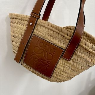 LOEWE(かごバッグ/ストローバッグ)のフリマアイテム一覧 LOEWE(かごバッグ/ストローバッグ)のフリマアイテム一覧