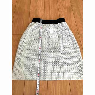 HERMES - エルメス 鹿革&羊革ひざ丈スカート 新品未使用 36の HERMES - エルメス 鹿革&羊革ひざ丈スカート 新品未使用 36の
