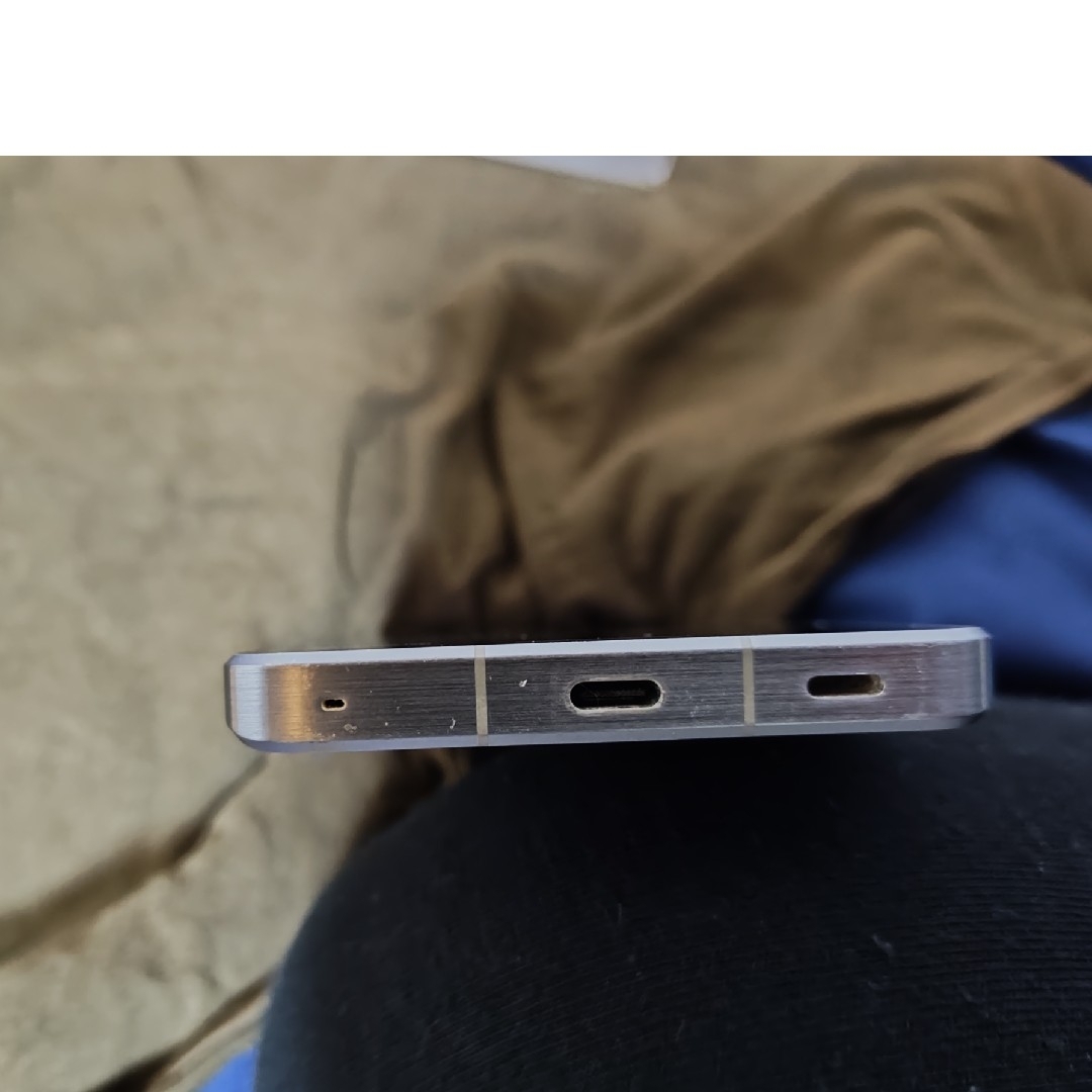 geo様専用 AQUOS R7 SoftBank A202SH シルバー の通販 by たか's geo様専用 AQUOS R7 SoftBank A202SH シルバー の通販 by たか's