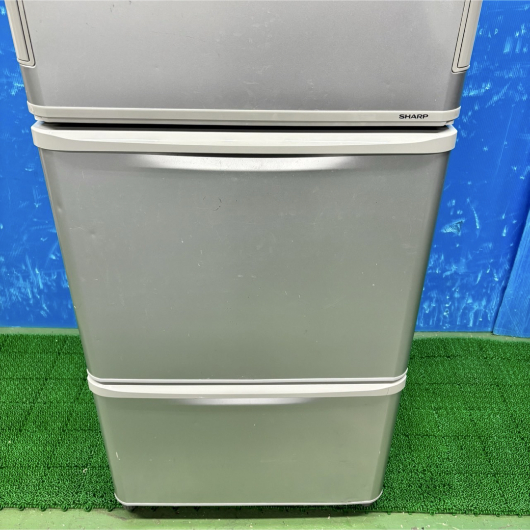 SHARP - 210 大型冷蔵庫 300L以上 どっちもドア 格安 早い者勝ち SHARP - 210 大型冷蔵庫 300L以上 どっちもドア 格安 早い者勝ち