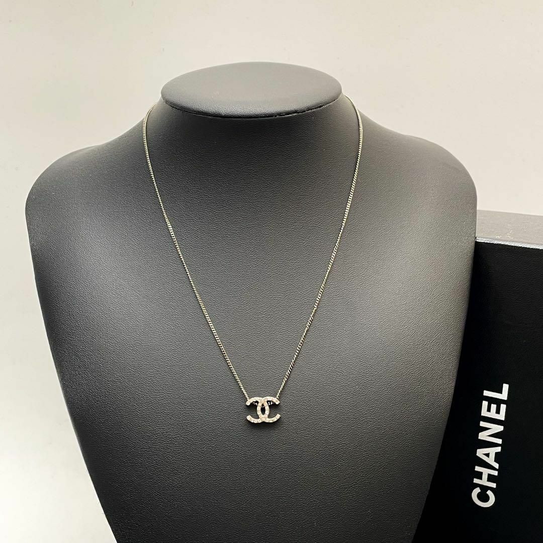 CHANEL - シャネル ココマーク ラインストーン ネックレス CHANEL - シャネル ココマーク ラインストーン ネックレス