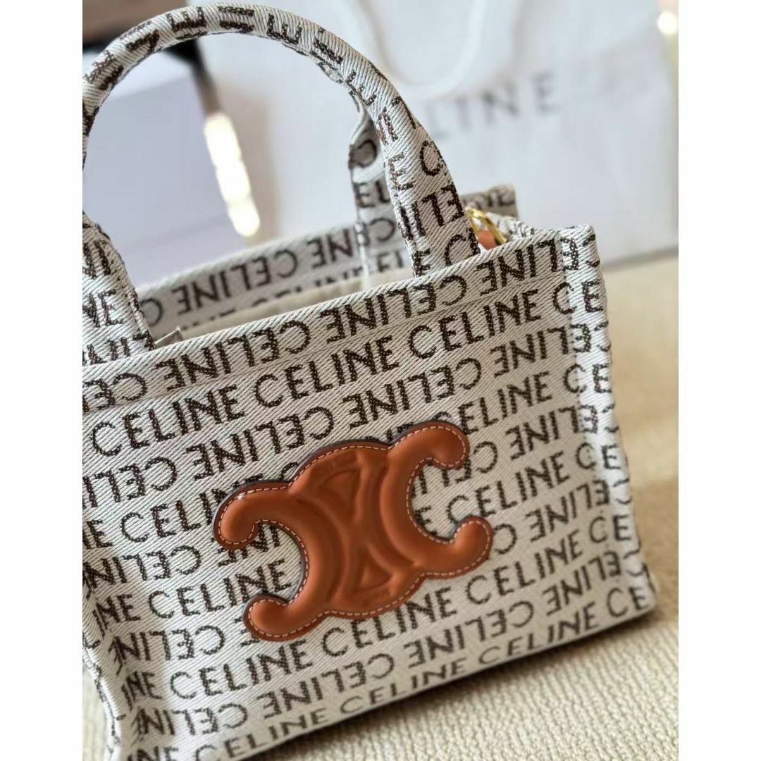 Celine トートバッグ ショルダー付きの通販 by あーろわ's shop Celine トートバッグ ショルダー付きの通販 by あーろわ's shop