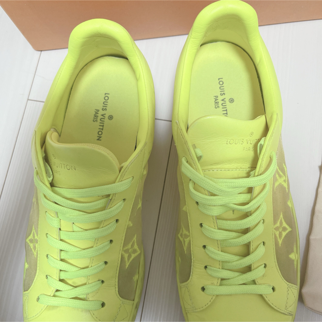 LOUIS VUITTON - LOUIS VUITTON ヴィトン レア商品 希少 蛍光 LOUIS VUITTON - LOUIS VUITTON ヴィトン レア商品 希少 蛍光