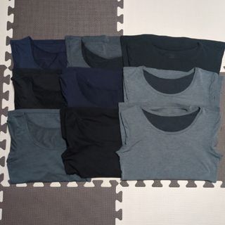 UNIQLO(アンダーシャツ/防寒インナー ・ レッド/赤色系)の UNIQLO(アンダーシャツ/防寒インナー ・ レッド/赤色系)の