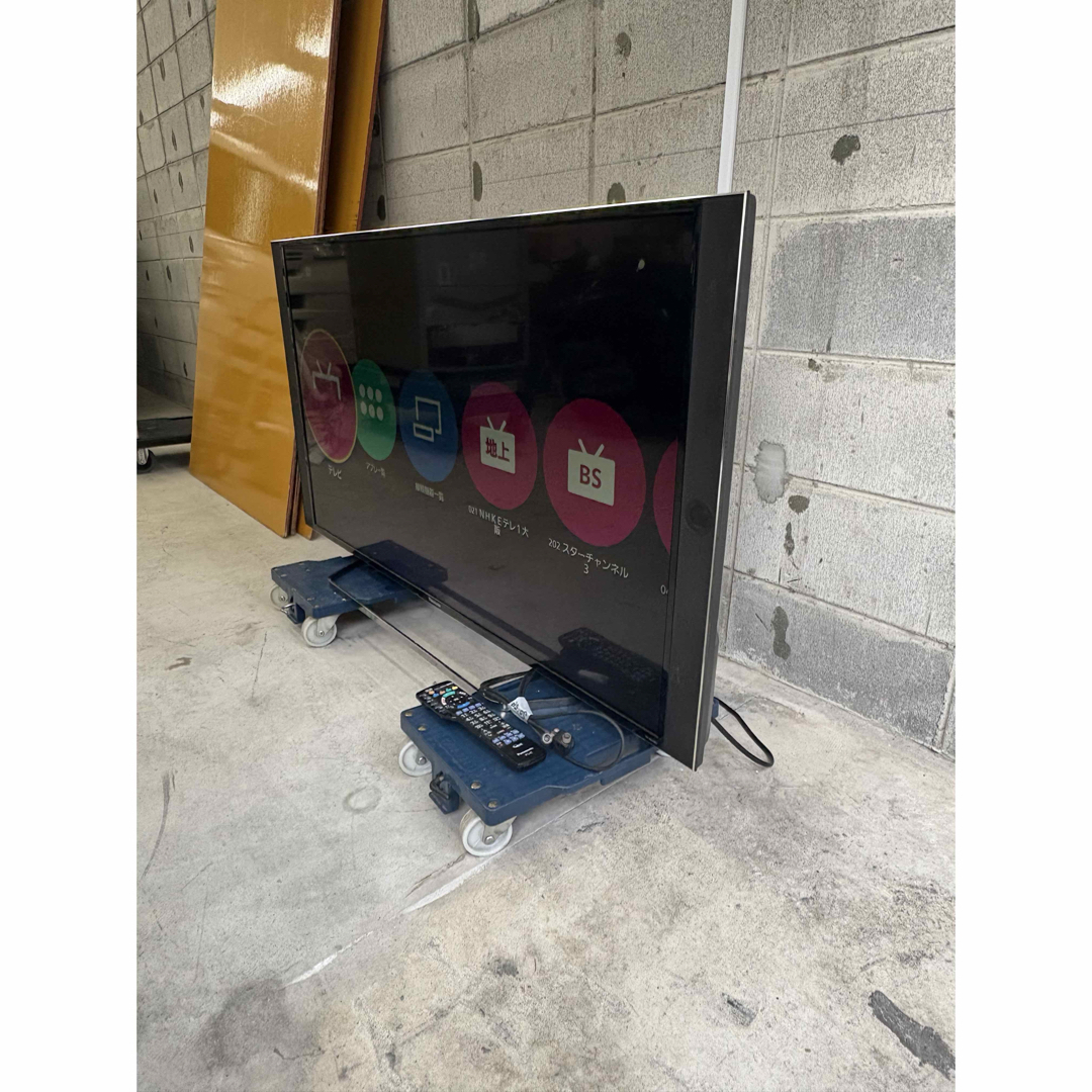 Panasonic - 49インチ液晶テレビ/パナソニック/両側スピーカー Panasonic - 49インチ液晶テレビ/パナソニック/両側スピーカー