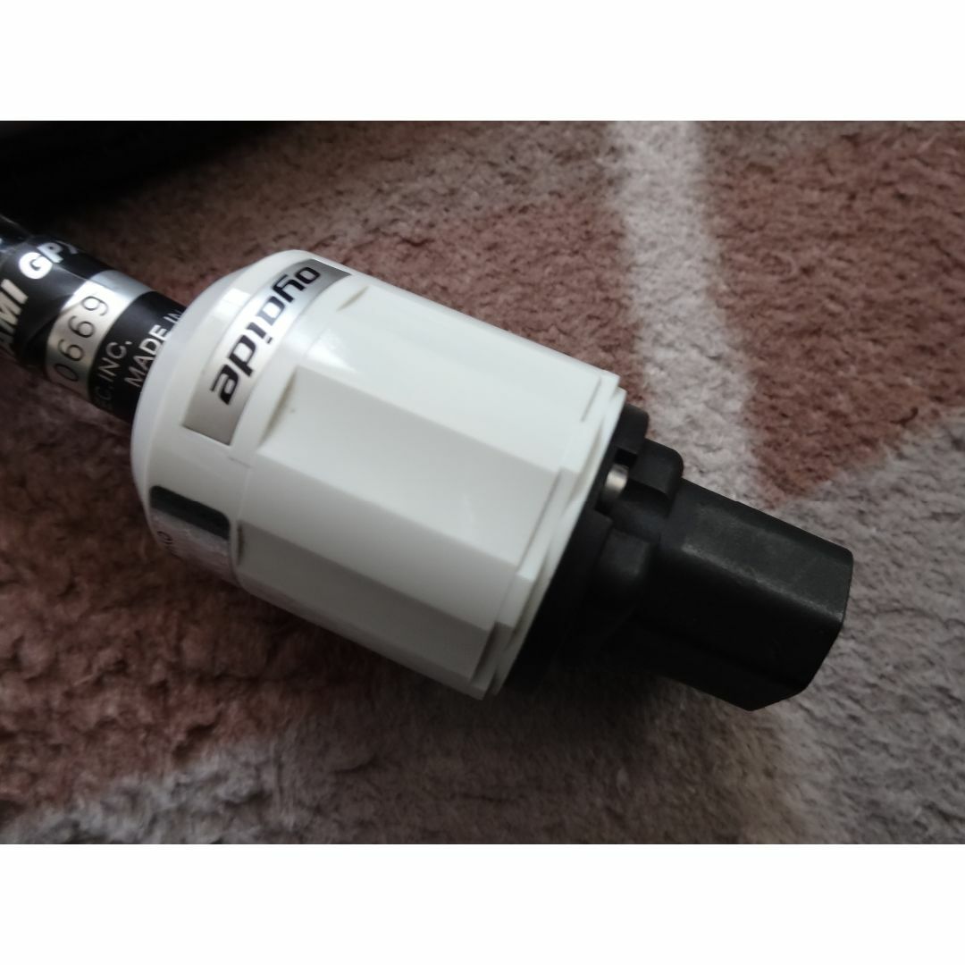 オヤイデ Oyaide TSUNAMI GPX-R 電源ケーブル 1mの通販 by オヤイデ Oyaide TSUNAMI GPX-R 電源ケーブル 1mの通販 by