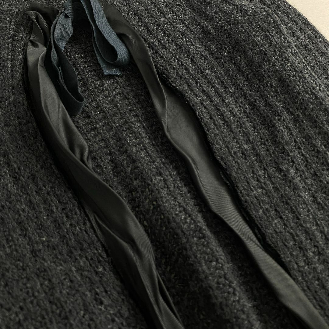 PRADA - 美品 プラダ カーディガン PRADA カシミヤ100% リボン PRADA - 美品 プラダ カーディガン PRADA カシミヤ100% リボン