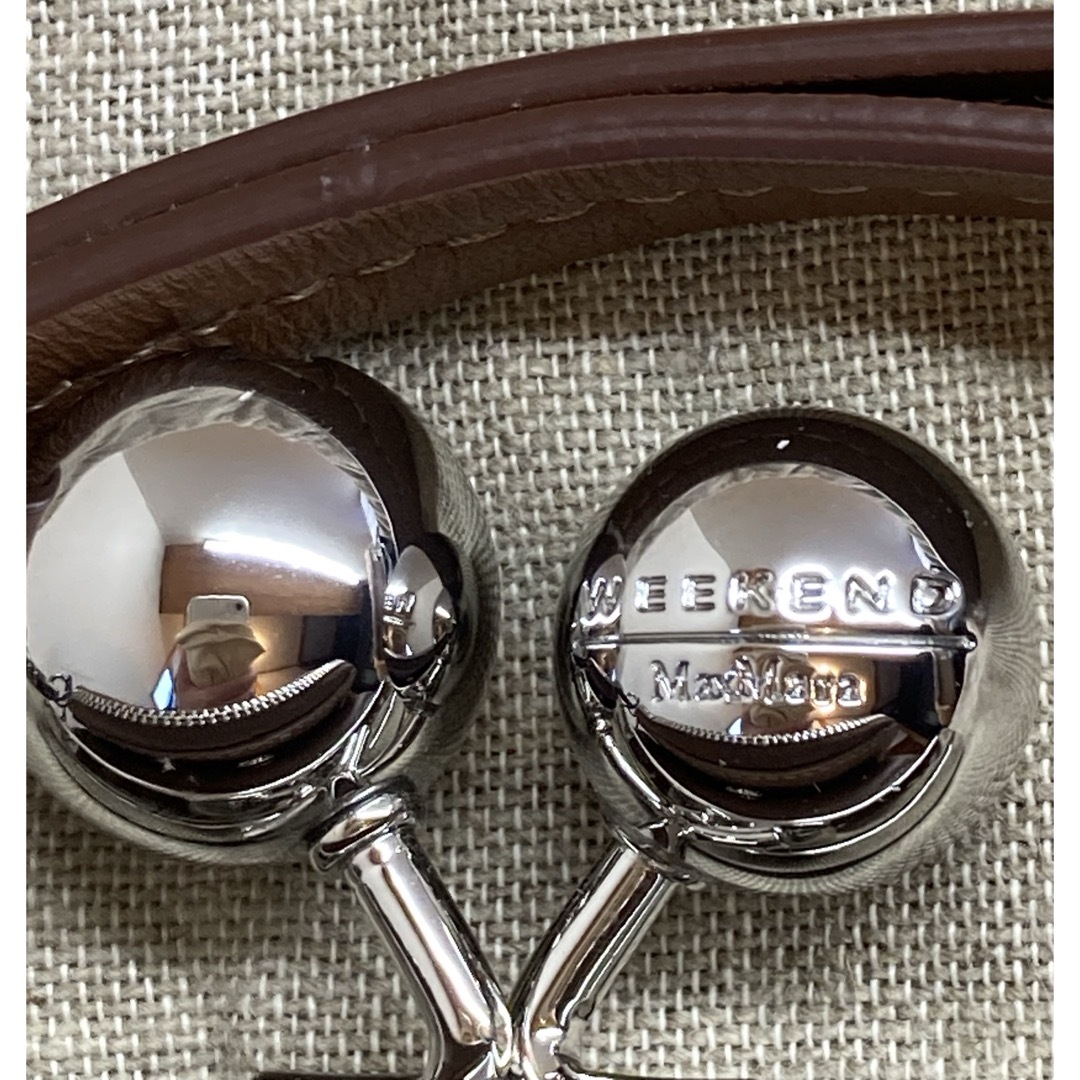 Weekend Max Mara - ブラウンレザー がま口クラッチバッグ Weekend Max Mara - ブラウンレザー がま口クラッチバッグ