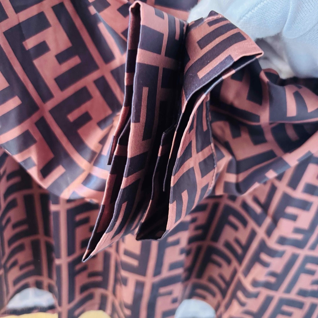 FENDI - 美品 FENDI フェンディ ドレスシャツ ズッカ柄 ロゴ FENDI - 美品 FENDI フェンディ ドレスシャツ ズッカ柄 ロゴ