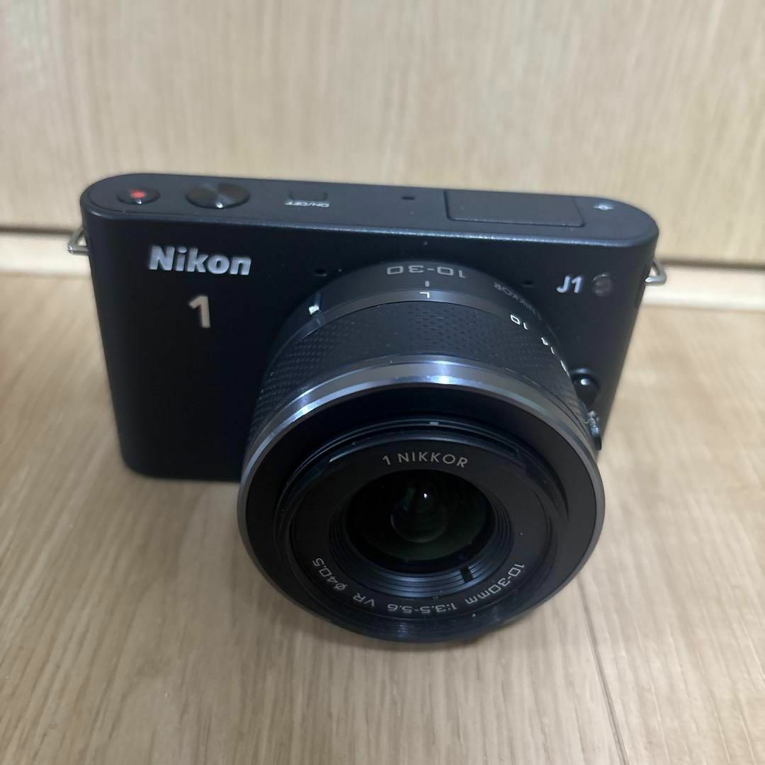 Nikon ニコン 1 J1 レンズキット ミラーレス一眼カメラの通販 by Nikon ニコン 1 J1 レンズキット ミラーレス一眼カメラの通販 by