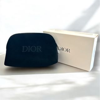 Dior - 【レア】DIOR 最新 正規ノベルティ レッド ポーチ Dior - 【レア】DIOR 最新 正規ノベルティ レッド ポーチ