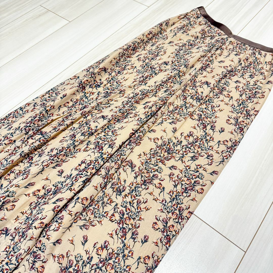 IENA - IENAのフラワー柄スカートの通販 by Meri shop|イエナ IENA - IENAのフラワー柄スカートの通販 by Meri shop|イエナ