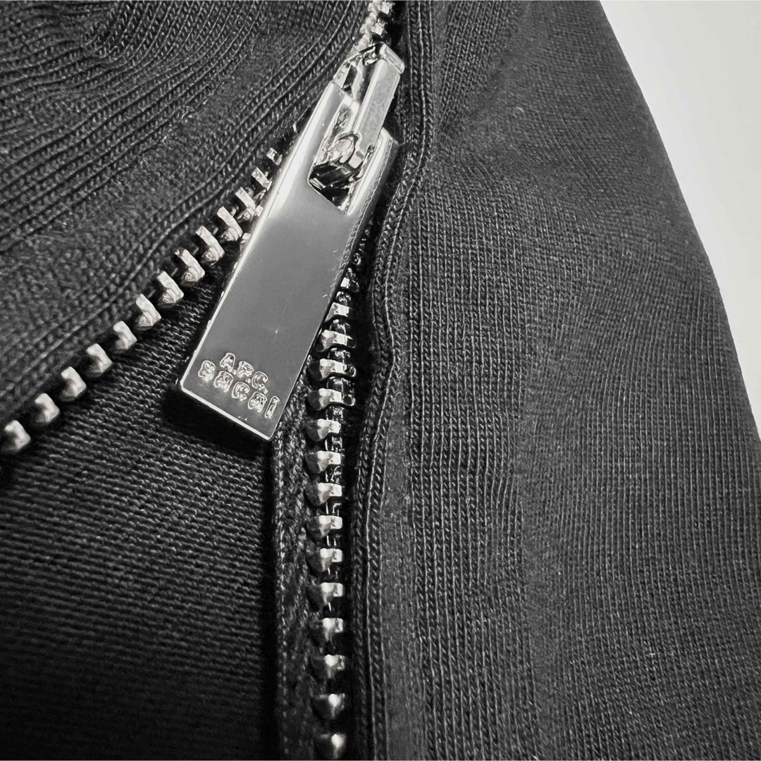 sacai - XS 新品 APC SACAI ロゴ Tシャツ アーペーセー サカイ sacai - XS 新品 APC SACAI ロゴ Tシャツ アーペーセー サカイ
