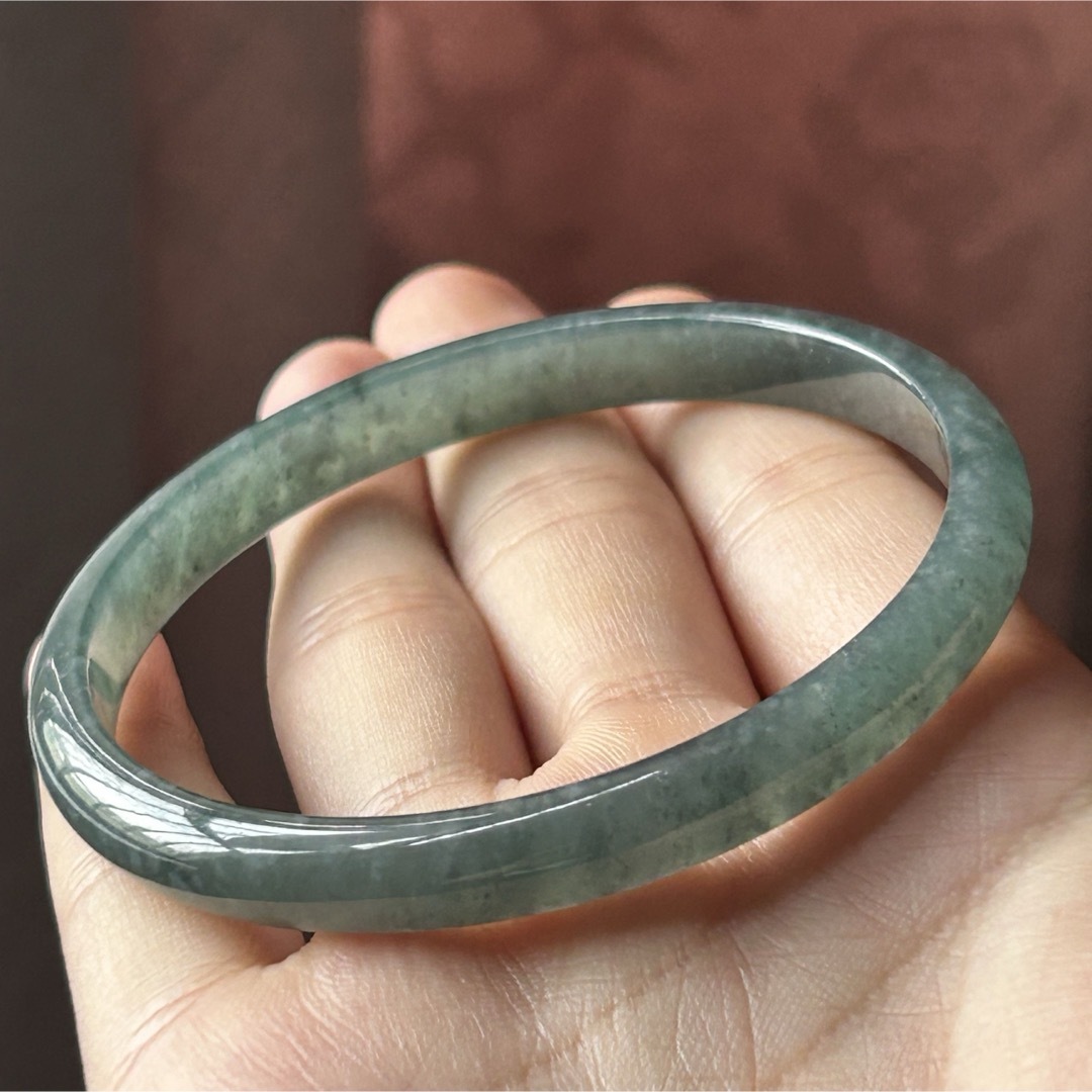 本翡翠バングル 無含浸 無着色 グァテマラ産 氷種 お買い得 一点 本翡翠バングル 無含浸 無着色 グァテマラ産 氷種 お買い得 一点