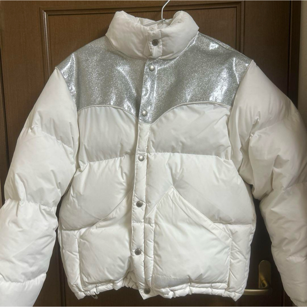 Supreme - supreme glitteryokedownpuffer jacket Mの通販 by Supreme - supreme glitteryokedownpuffer jacket Mの通販 by