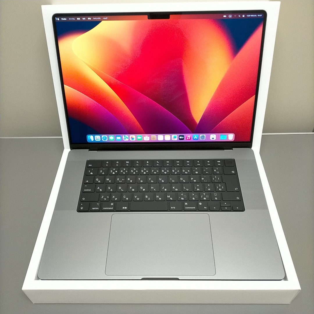 16インチMacBook Pro M1 Pro 16GB/512GBの通販 by ぷりんさんの 16インチMacBook Pro M1 Pro 16GB/512GBの通販 by ぷりんさんの